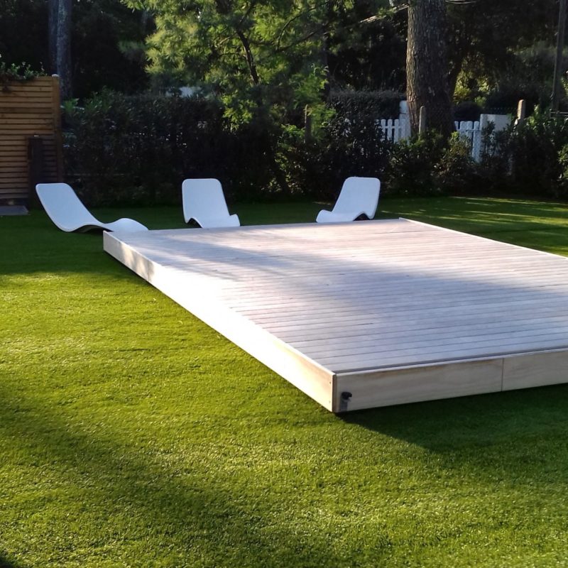 L'installation de votre Terrasse Mobiles DIBLUE sur votre bassin